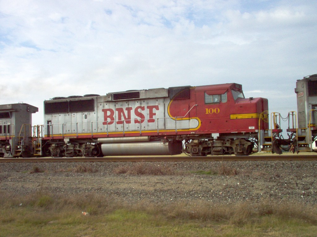 BNSF GP60M 100